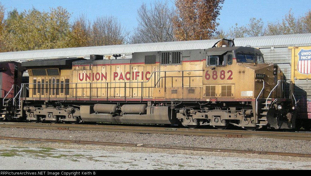 UP 6882